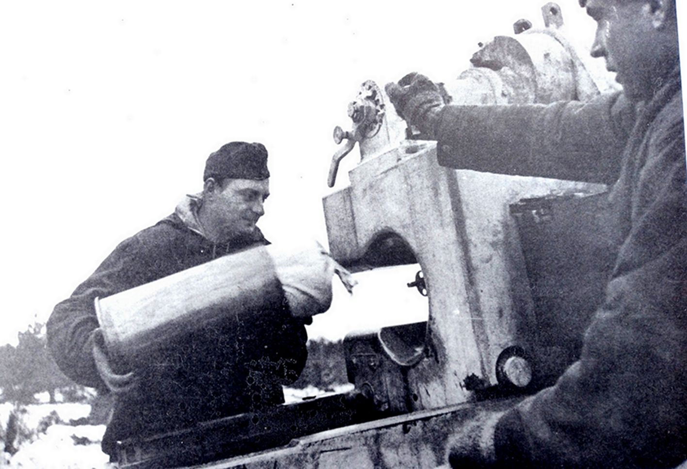 The 210mm Mörser 18 heavy mortar gun of the German artillery of World ...