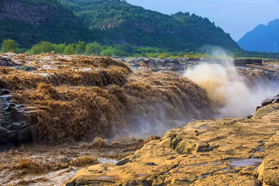 The lower Yellow River has become a hanging river. Why not use high ...