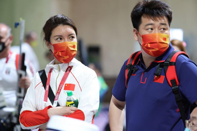 Pang Wei picks the bronze and Du Li silently cheers in the stands. The ...