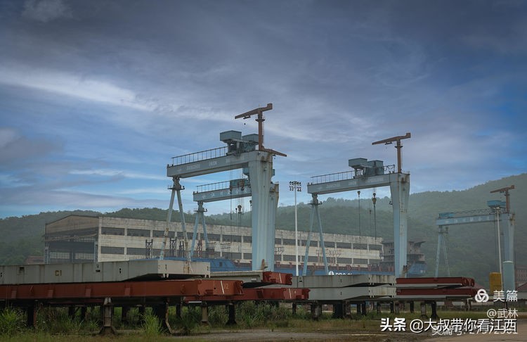 Ruichang Jiangzhou Shipyard, externally known as Liaoyuan Machinery ...