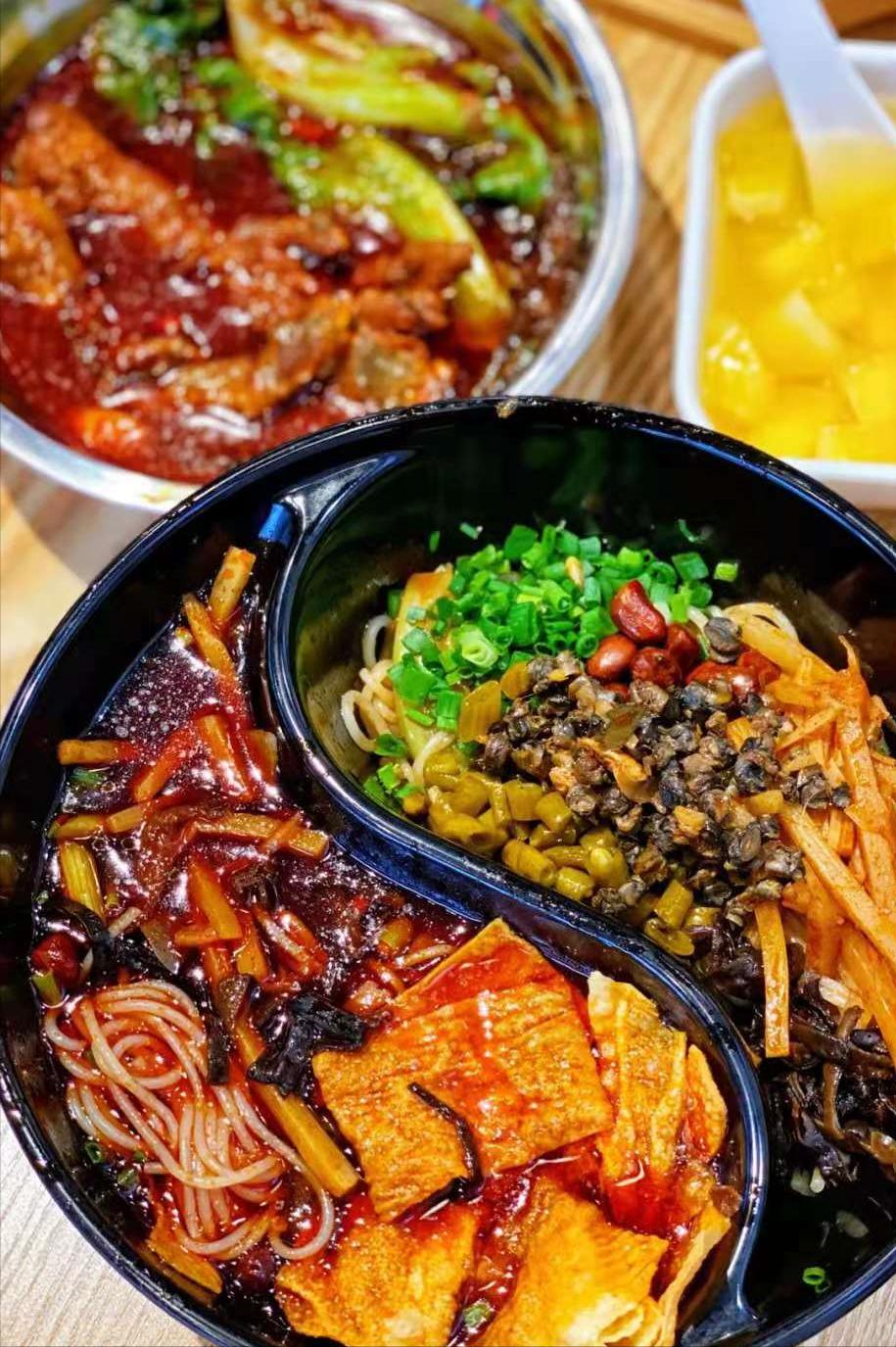 Changsha has a family treasure mandarin duck and snail noodles, paired ...