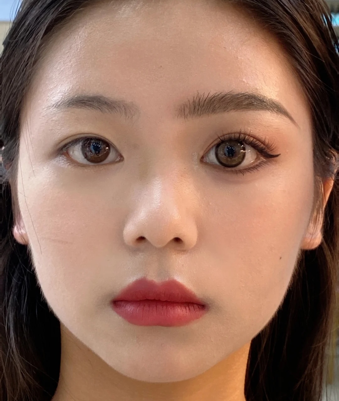 How beautiful a girl with a round face can be, adjust the two “points ...