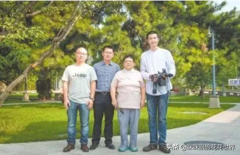 Deng Lin, the eldest daughter of Deng Xiaoping, is astonishing in ...