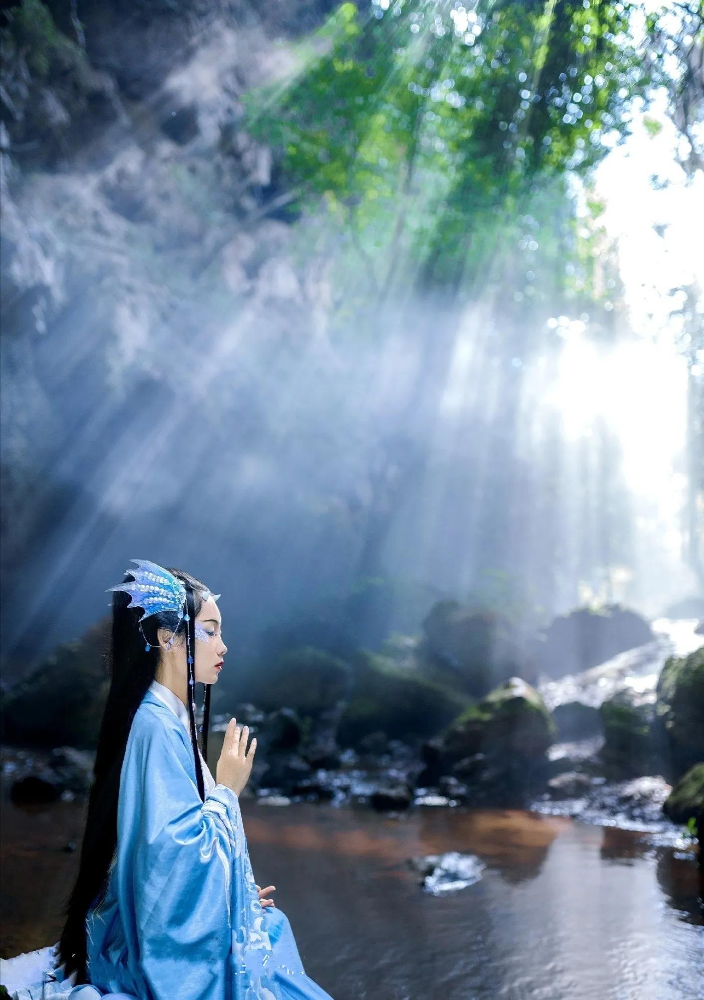 Jiang Xiaoyu·Nine Poems of "Seven Lü": The wind on the river is ...