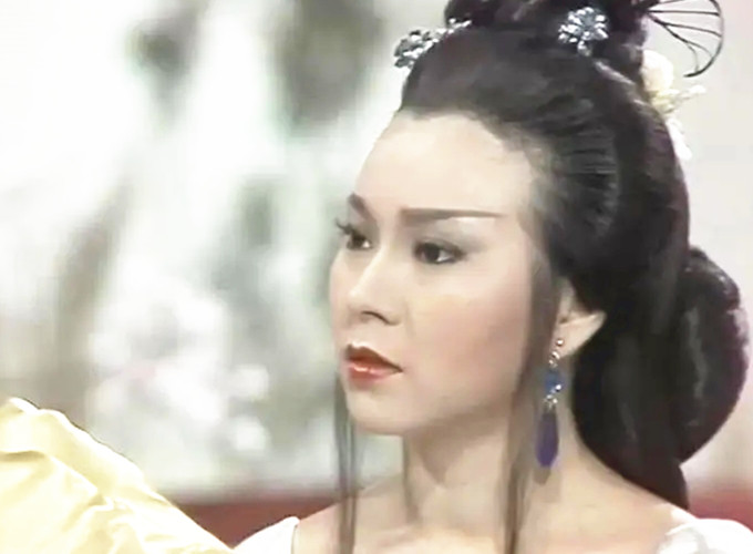 The 62-year-old Wei Qiuhua lives comfortably as the queen after taking ...