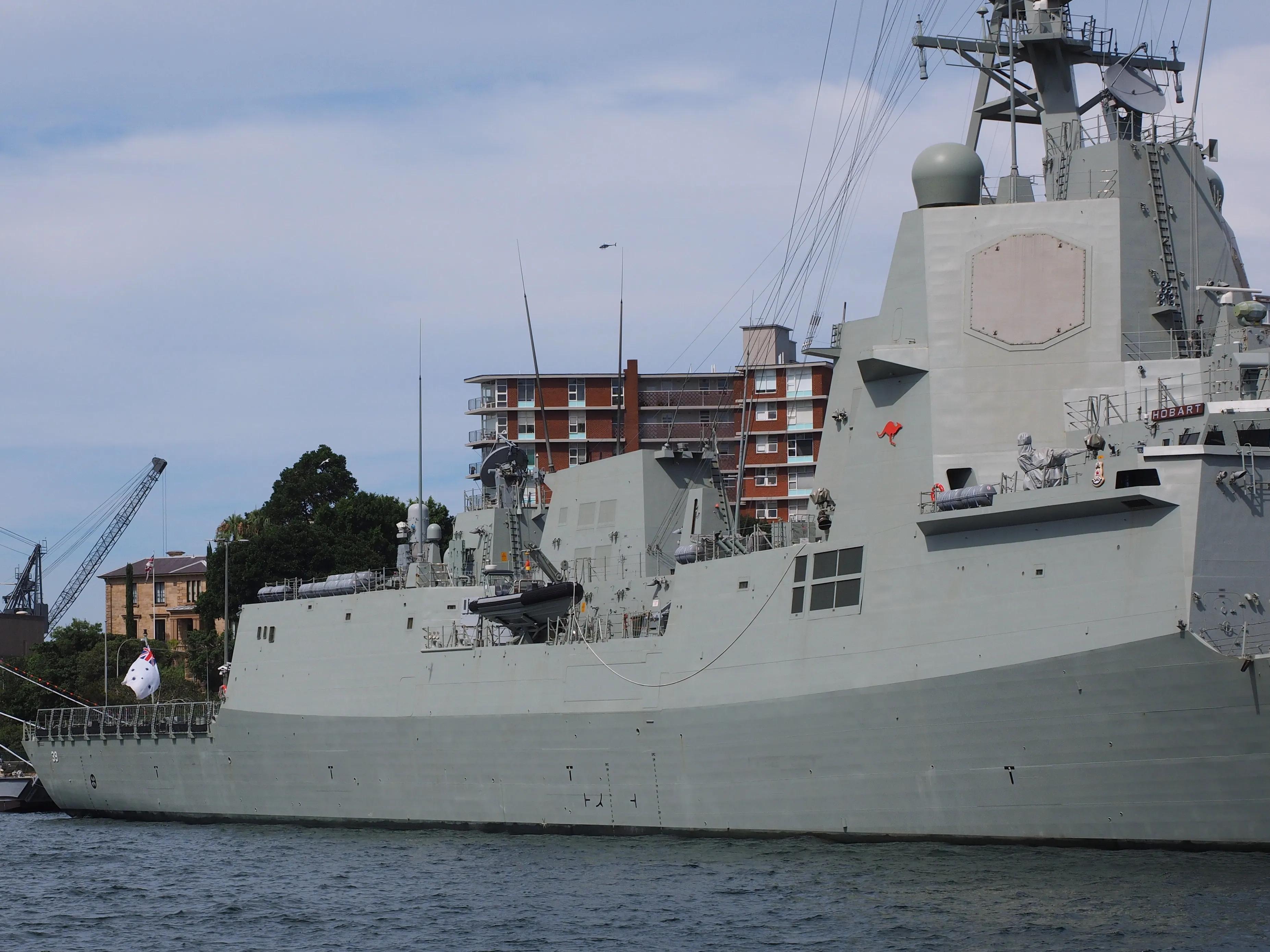 Atlas of "Hobart" class destroyers (104 pictures) - iMedia