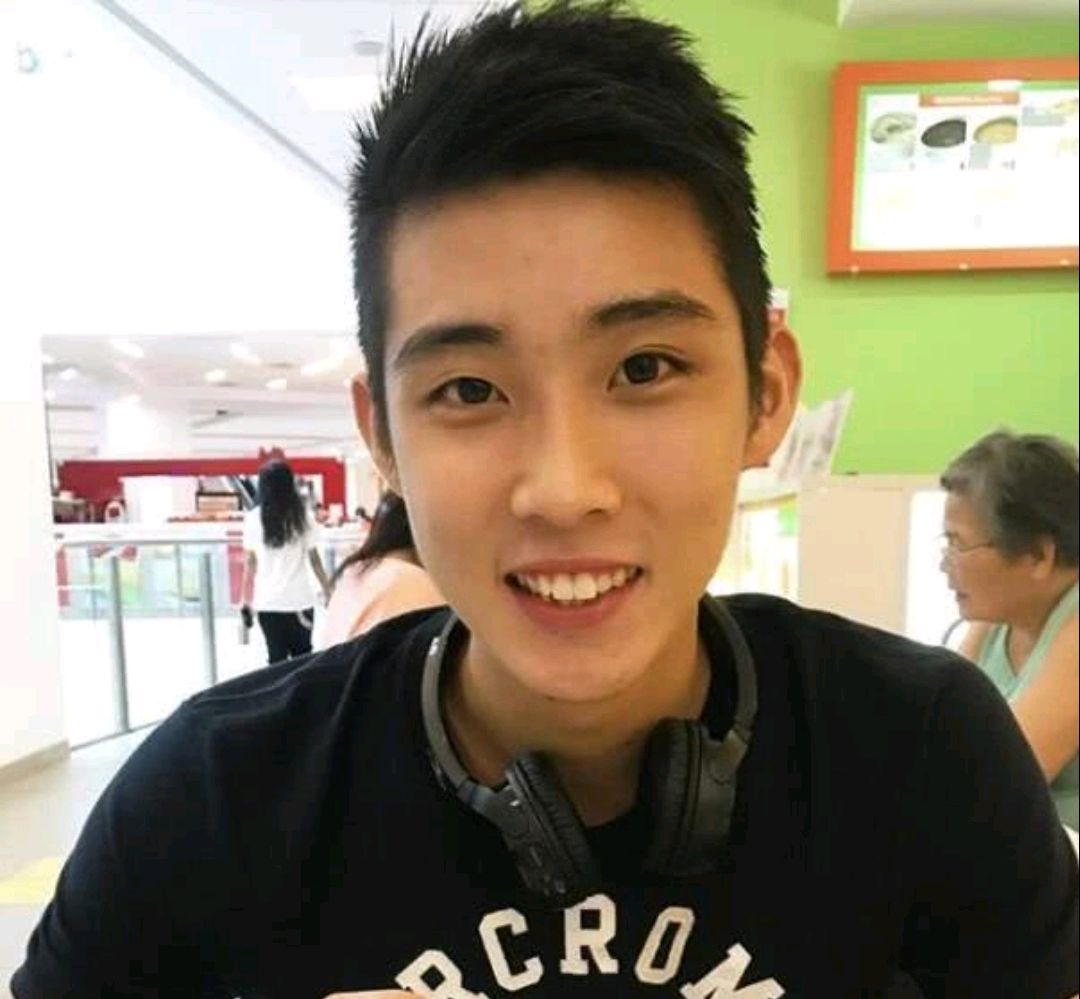 Upset!Singapore's first brother defeated Zhou Tiancheng 2:0, once beat ...