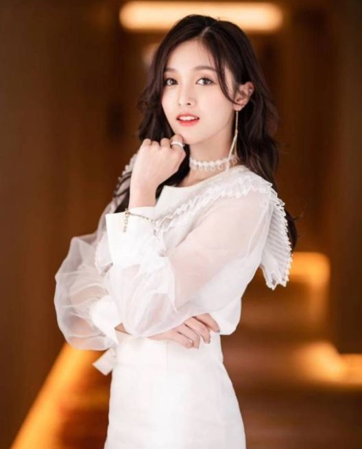 Entertainment News: Xu Kai, Li Yuchun, Liu Yifei, Qiao Zhenyu, Tan ...