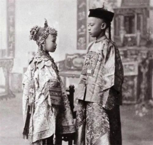 "Our Lady of the Yellow Lotus" Lin Heier ended, was tortured to death ...