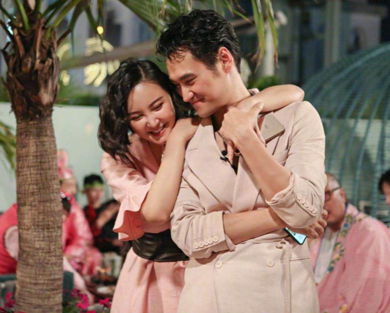 Yuan Hong posted photos of Zhang Xinyi's mother and son sleeping, but was ruthlessly exposed by ...