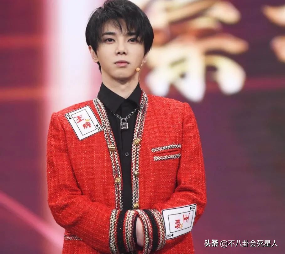 In 8 years, Hua Chenyu has changed from an otaku with glasses to a ...