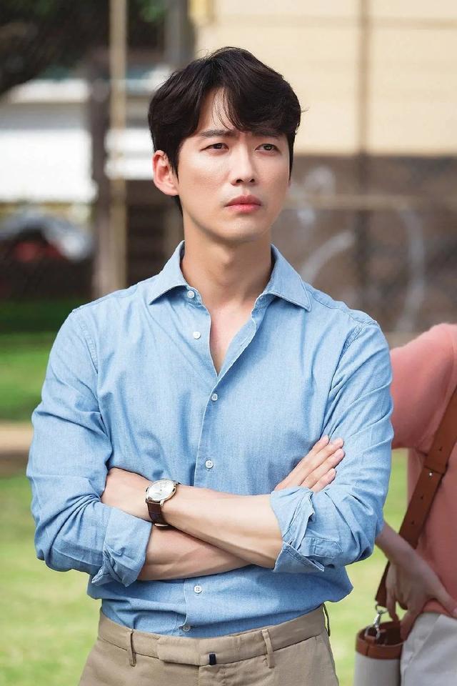 Korean Drama Fighting!Nangong Mincheng's savior, "Double Life" Li Hani ...