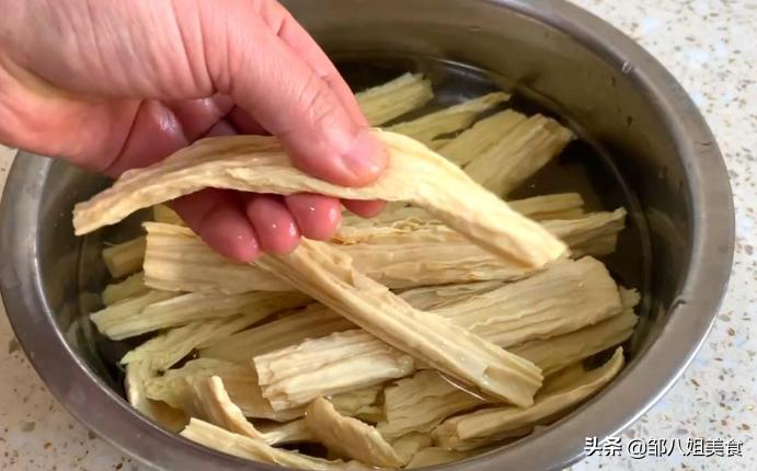 When frying the yuba, remember "2 tips", the yuba will have a strong ...