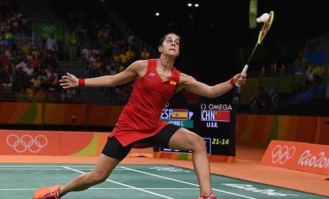 Badminton forehand and backhand high ball, wrist, forearm plane, elbow ...