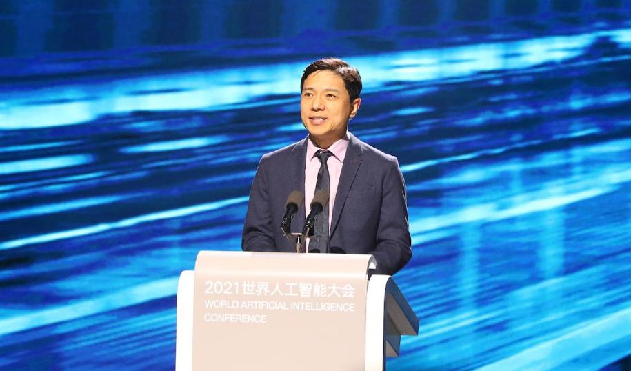 Li Yanhong: Baidu Auto will be available in 2023, and future cars will ...
