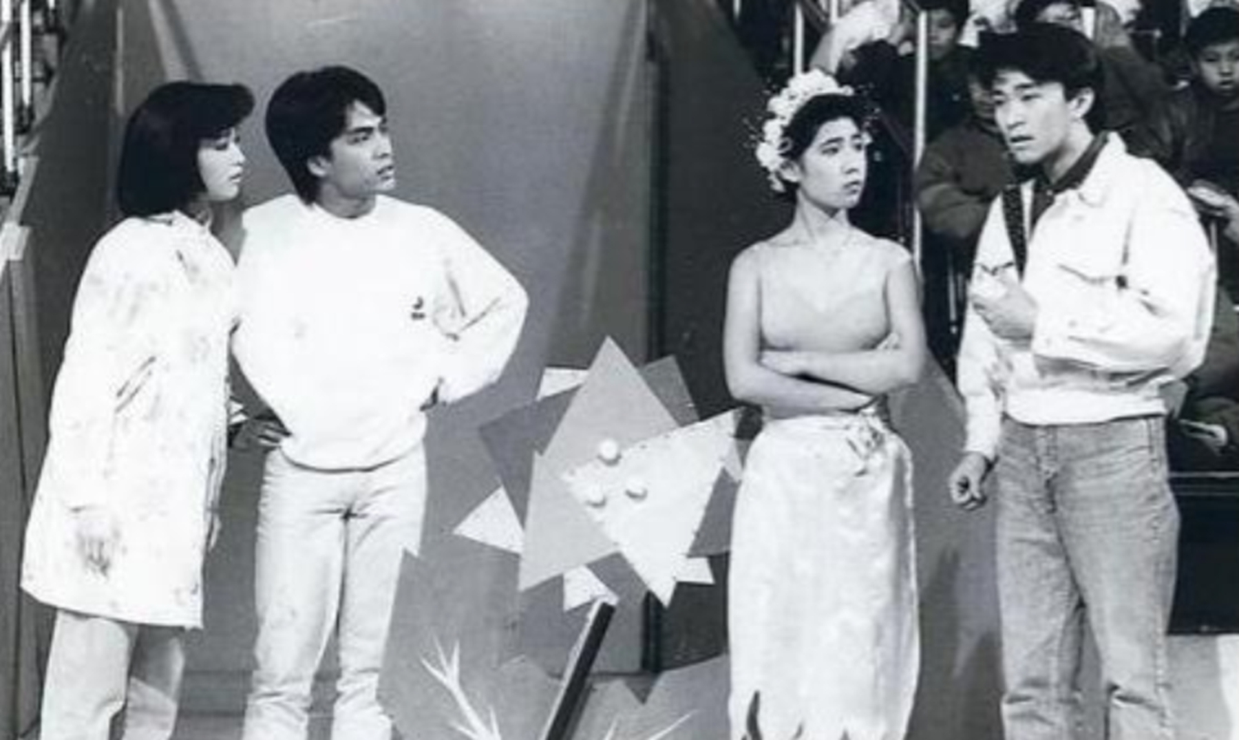 Stephen Chow and his "mermaids" - iMedia