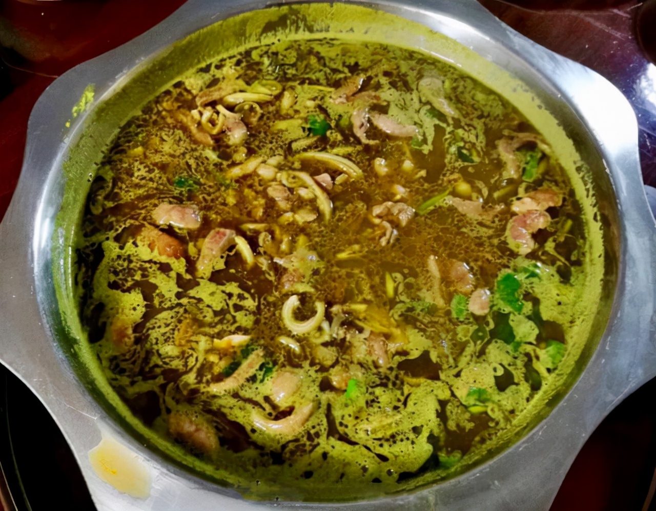 The heavy-tasting food Niu flat hot pot, is this really edible? - iMedia