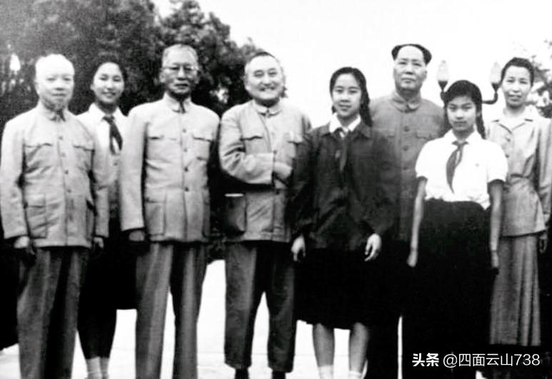 Modern Characters in Yunnan Province-Long Yun - iMedia