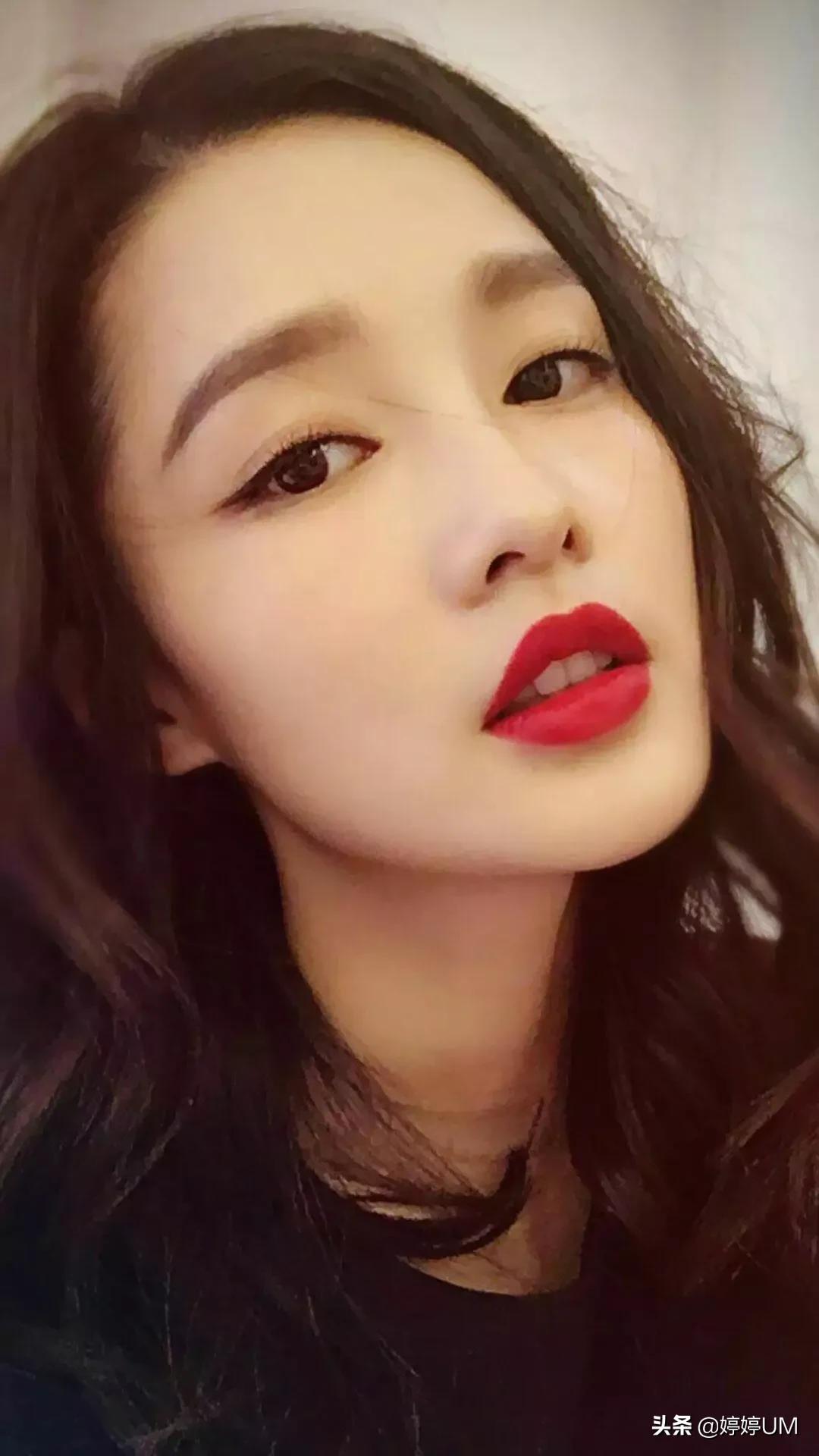 Li Qin, sexy and charming, hot body, beautiful appearance, good-looking ...