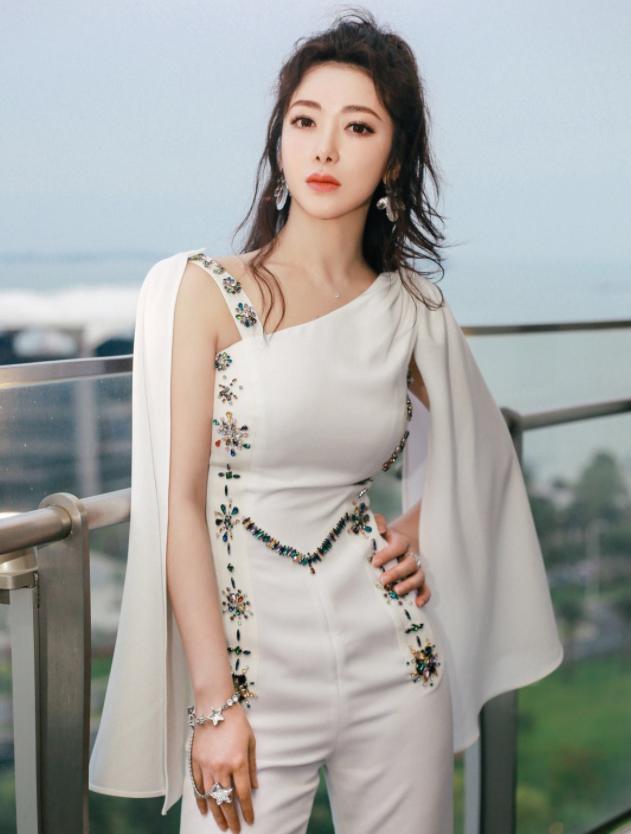 Chen Zihan has an elegant temperament, good acting skills, and a ...