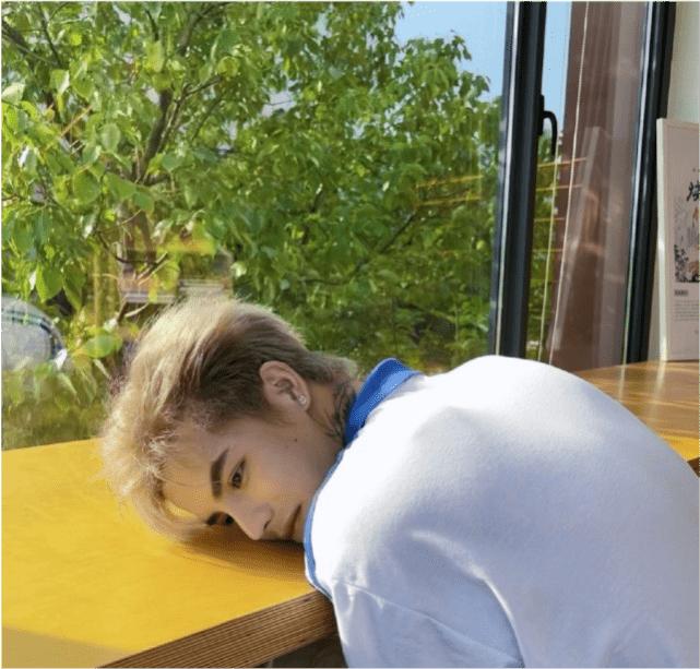 The owner of UP bluntly said that Yin Shihang had plastic surgery and ...