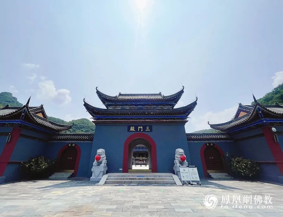 The sixth ancestor Hui Neng cultivated in secret, visited the site, and ...