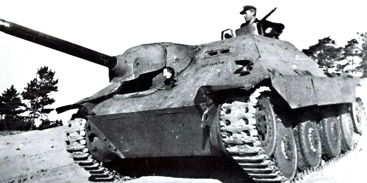 German tank destroyer of World War II "Stalker" tank destroyer - iMedia