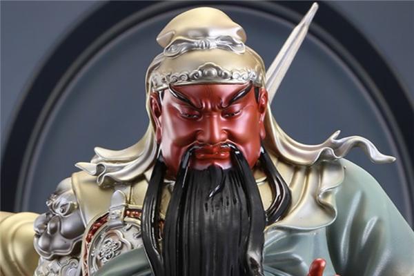 Is Guan Gong's red face like this?When Qingshuiqiao took refuge, which ...