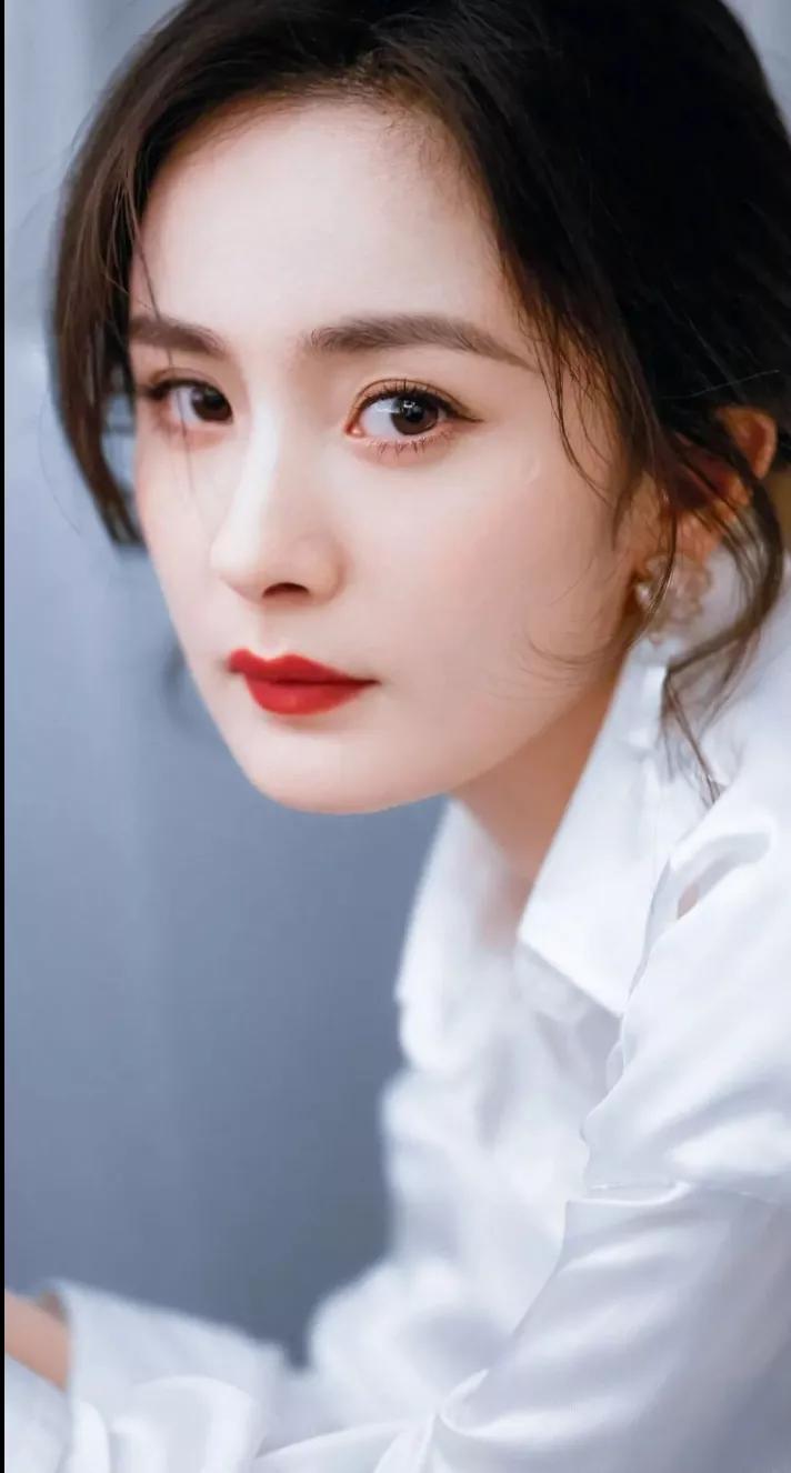 Yang Mi wallpaper to share - iMedia