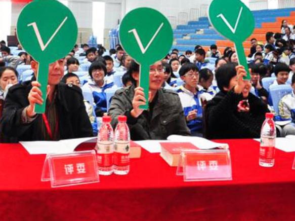 What are the advantages of the online scoring system and what benefits ...