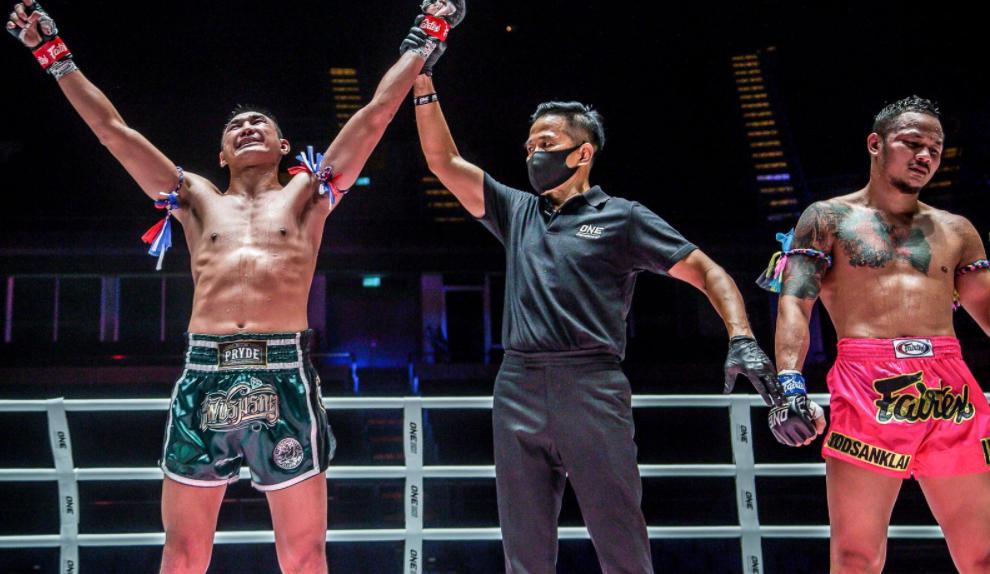 ONE Championship kick boxing legend veteran, how many people can ...