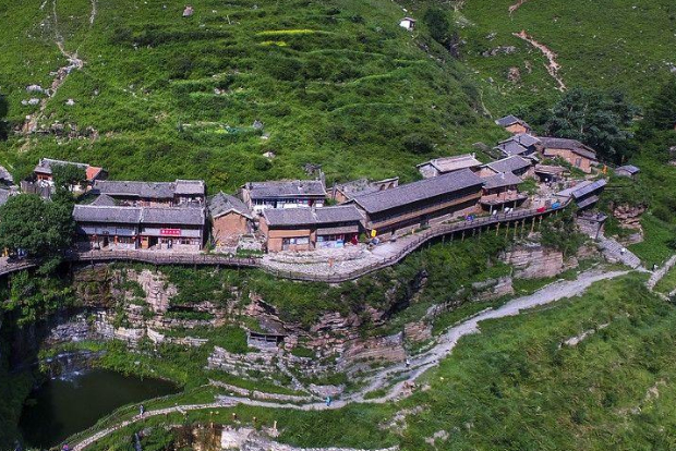 The "magic" village in Shanxi, built on a cliff, is now a rural tourist ...