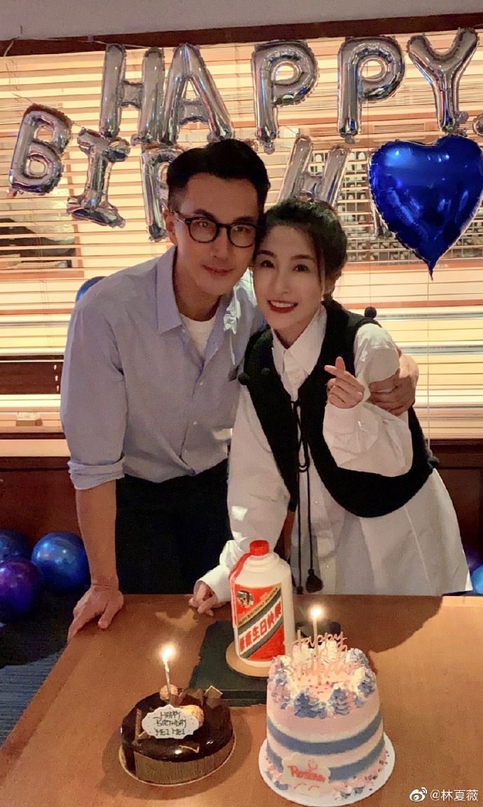 Yang Mi and her boyfriend are happily biye, Wei Daxun appears haggard and tired, and Hawick Lau ...
