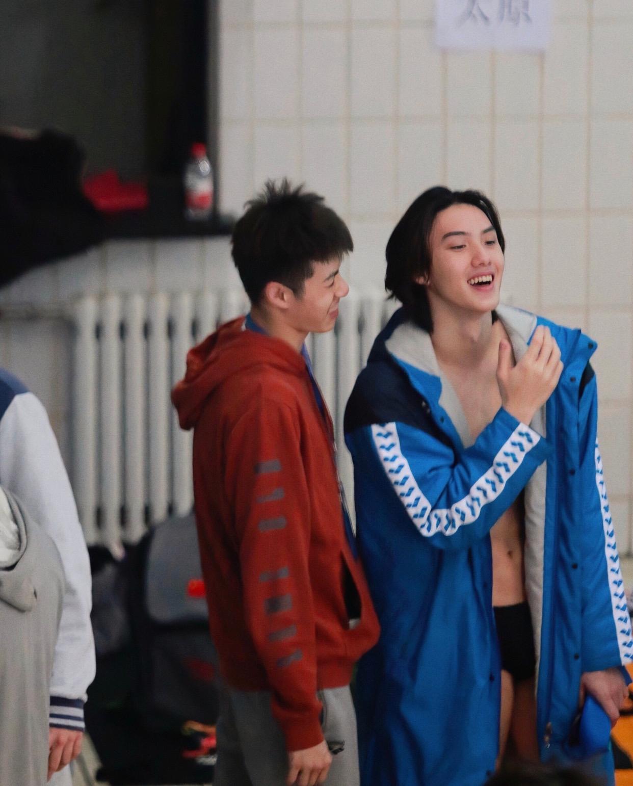 Wang Shun made his debut with the swimming team!Face value and figure ...