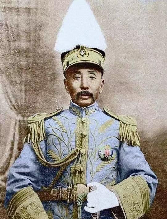 During the period of the Beiyang warlord's melee, how many warlords did ...