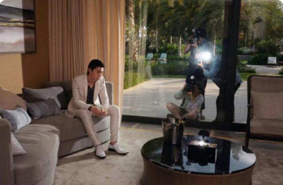 Deng Lun started work in the early morning and was praised for his ...