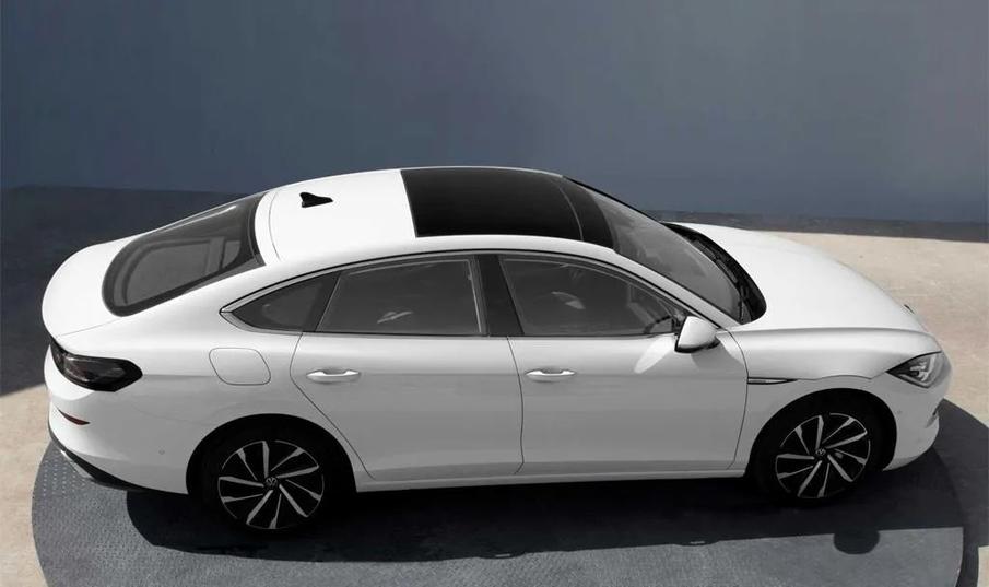 Why did Lingdu, the most beautiful coupe ever, grow like this after a ...