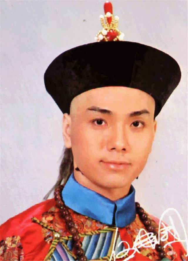 The Absurd Love History of "Goddess of Video Hall" Ye Yuqing - iMedia