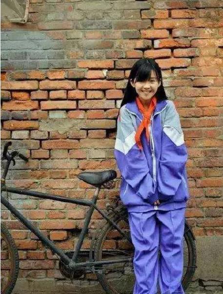 The history of the development of Chinese school uniforms: from the pre ...