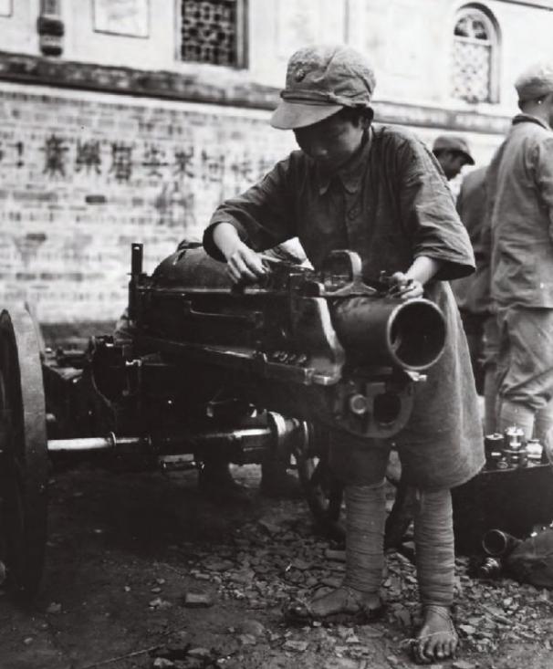 Battle of Wugang, the 74th Army had a bloody battle with half of the ...