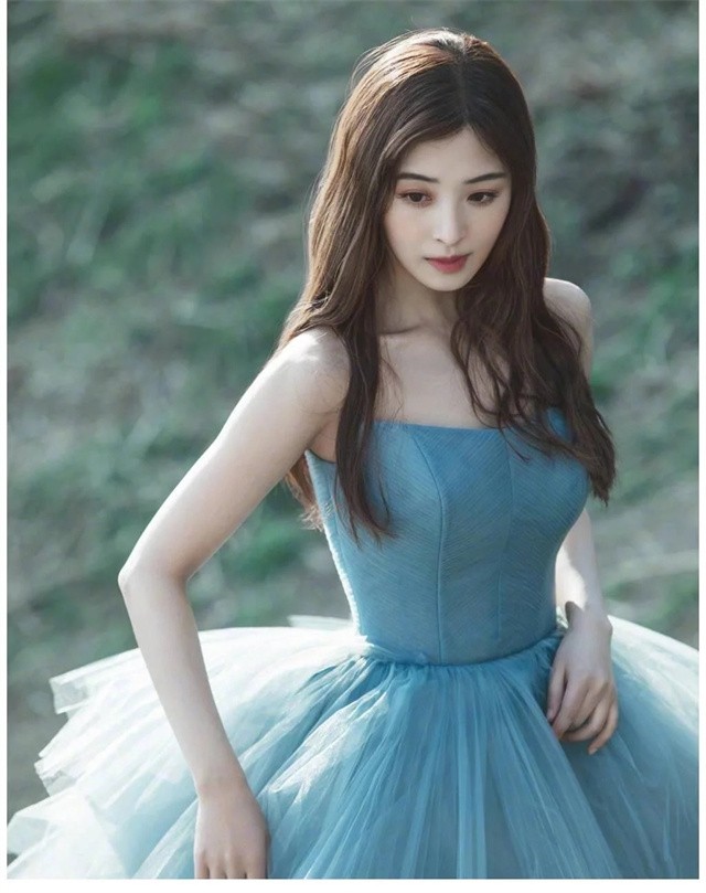Zhang Hanyun's new drama is completed, 32 years old like a girl, looks ...