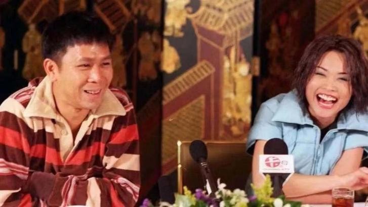 She is as famous as Faye Wong, but because of two men, she has become a "crazy woman". Why? - iMedia