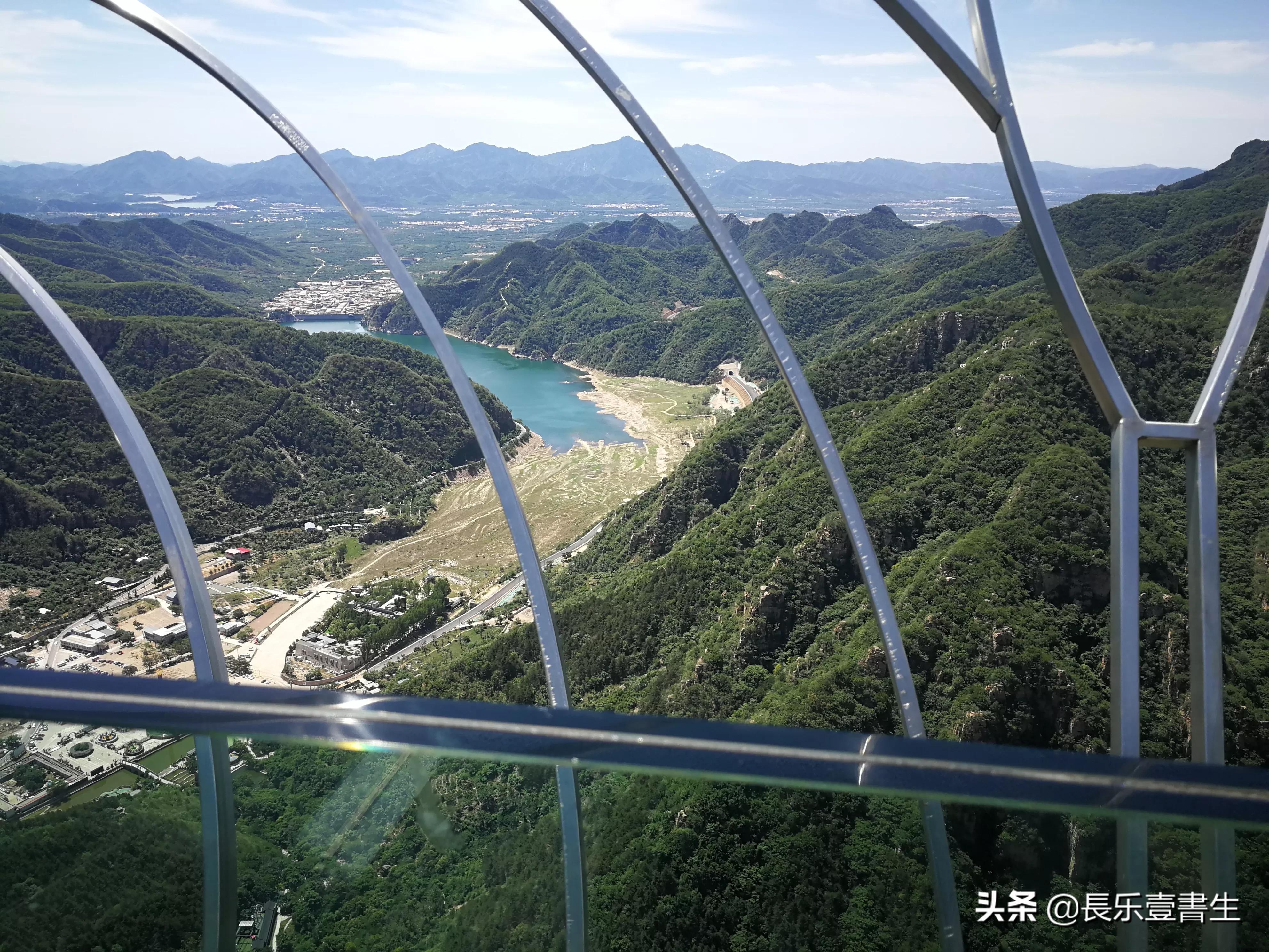 Visit Shilin Gorge to experience the UFO glass observation deck - iMedia
