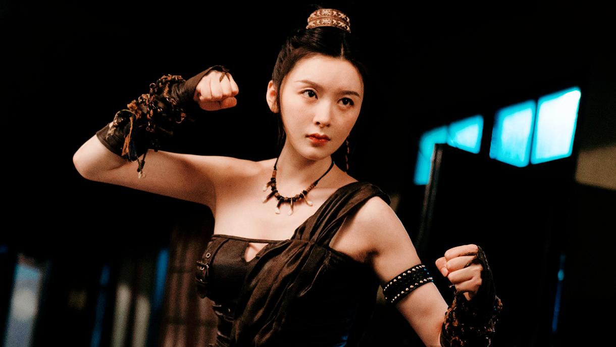 Another big bad movie on the Internet, Kung Fu movies rely on actresses!"Low-cut outfit" runs ...