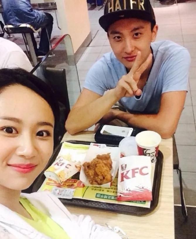 How can Yang Zi and Niu Junfeng have such a good relationship? - iMedia