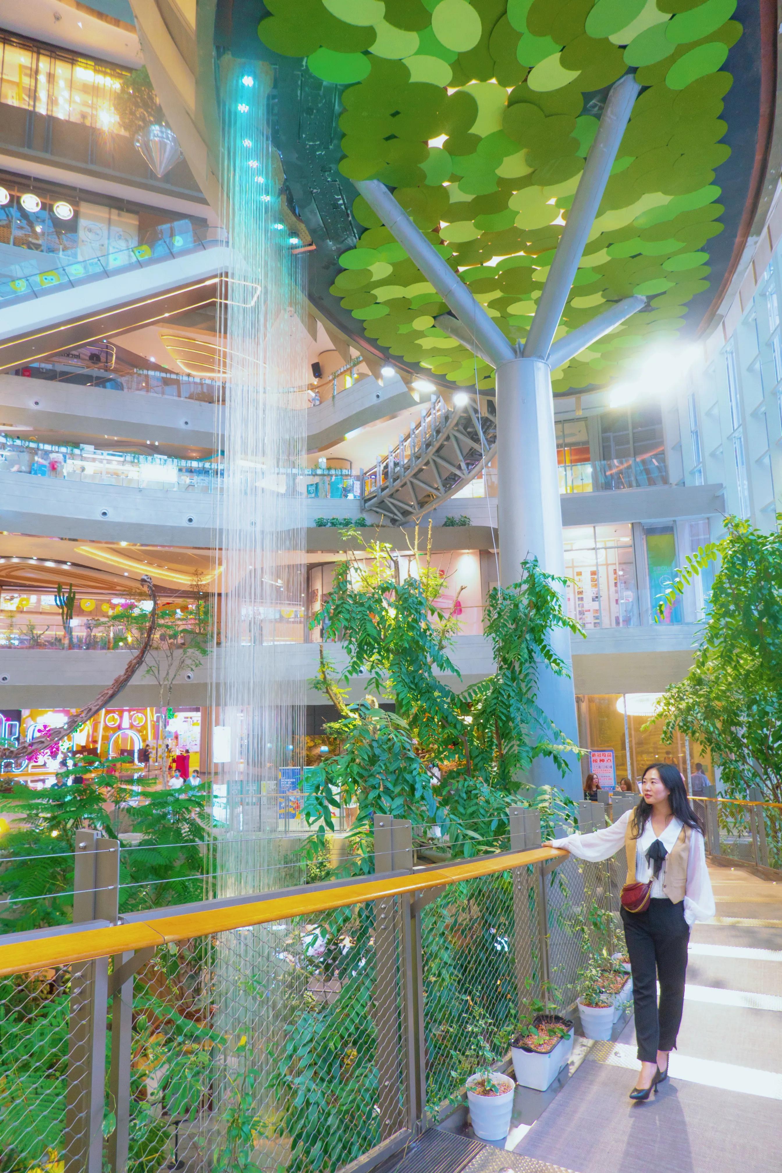 Suspended trees, indoor waterfalls and sky gardens, Chongqing turns ...