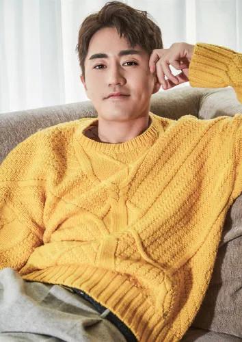 "Beijing Xiaoye" Yang Jue's entertainment circles, and his beautiful ...