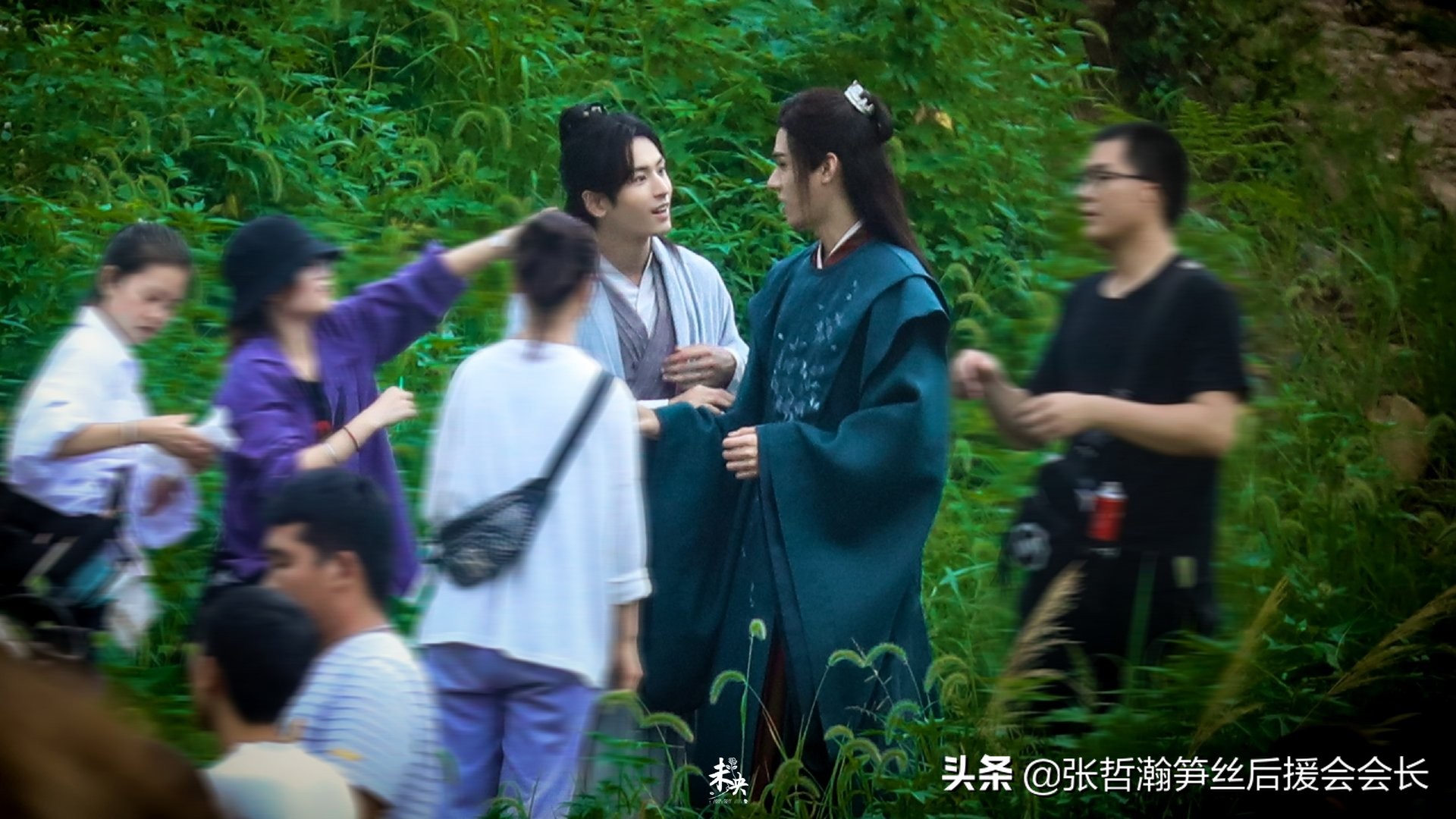 Only Fan Haizhe teaches you how to knock Zhang Zhehan Gong Jun - iMedia