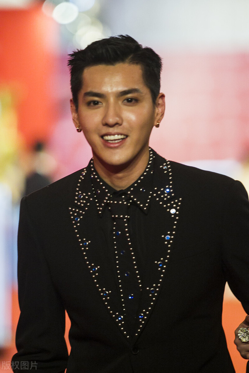 Wu Yifan's identity background is 3 billion and his worth is staggering ...