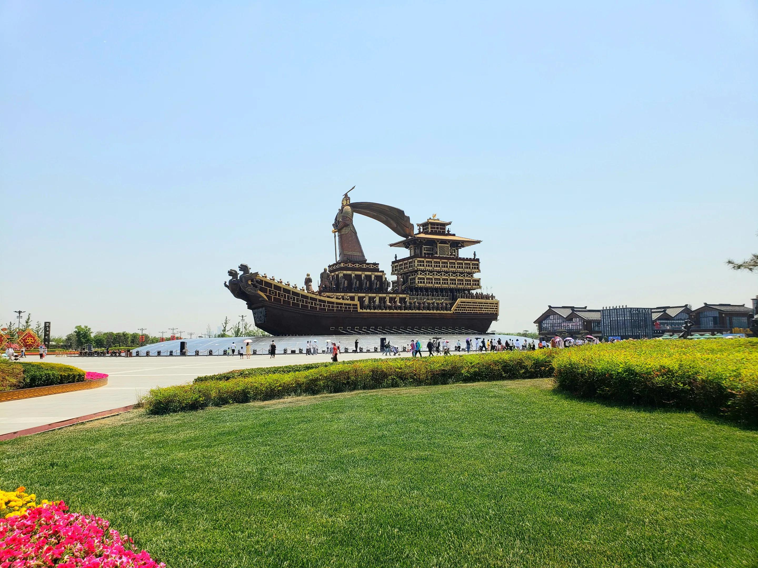 Xi'an Kunming Pool·Qixi Park is so beautiful!A place to witness love ...